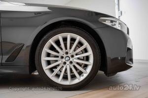 Black BMW 5 Series 2017 in Tallinn, with an engine capacity of 2.00 L and mileage of 91 thousand km for 28200 €, photo 15 on AUTOMOTO.COM.LV