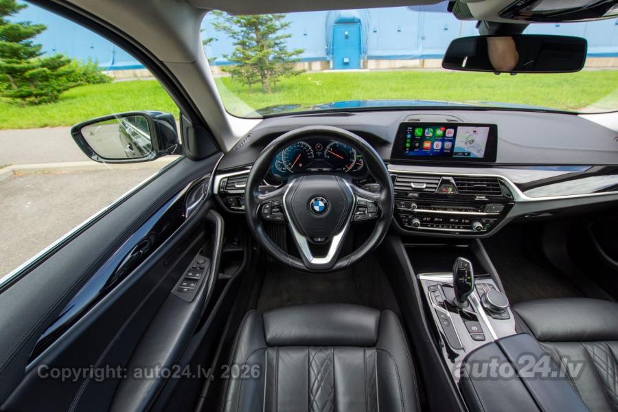 Black BMW 5 Series 2017 in Parnu, with an engine capacity of 3.00 L and mileage of 150 thousand km for 25900 €, photo 6 on AUTOMOTO.COM.LV