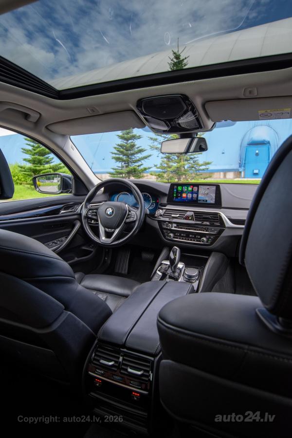 Melns BMW 5 Series 2017 Pērnava, ar dzinēja tilpumu 3.00 L un nobraukumu 150 tūkst. km par 25900 €, foto 6 vietnē AUTOMOTO.COM.LV