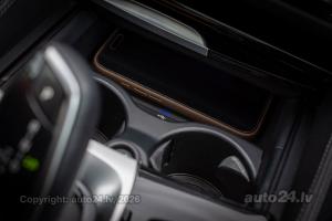 Black BMW 5 Series 2017 in Parnu, with an engine capacity of 3.00 L and mileage of 150 thousand km for 25900 €, photo 18 on AUTOMOTO.COM.LV
