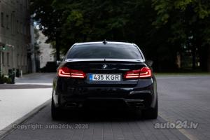 Black BMW 5 Series 2017 in Tallinn, with an engine capacity of 3.00 L and mileage of 195 thousand km for 27900 €, photo 9 on AUTOMOTO.COM.LV