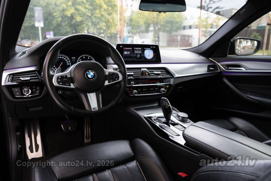 Black BMW 5 Series 2017 in Tallinn, with an engine capacity of 3.00 L and mileage of 195 thousand km for 27900 €, photo 13 on AUTOMOTO.COM.LV