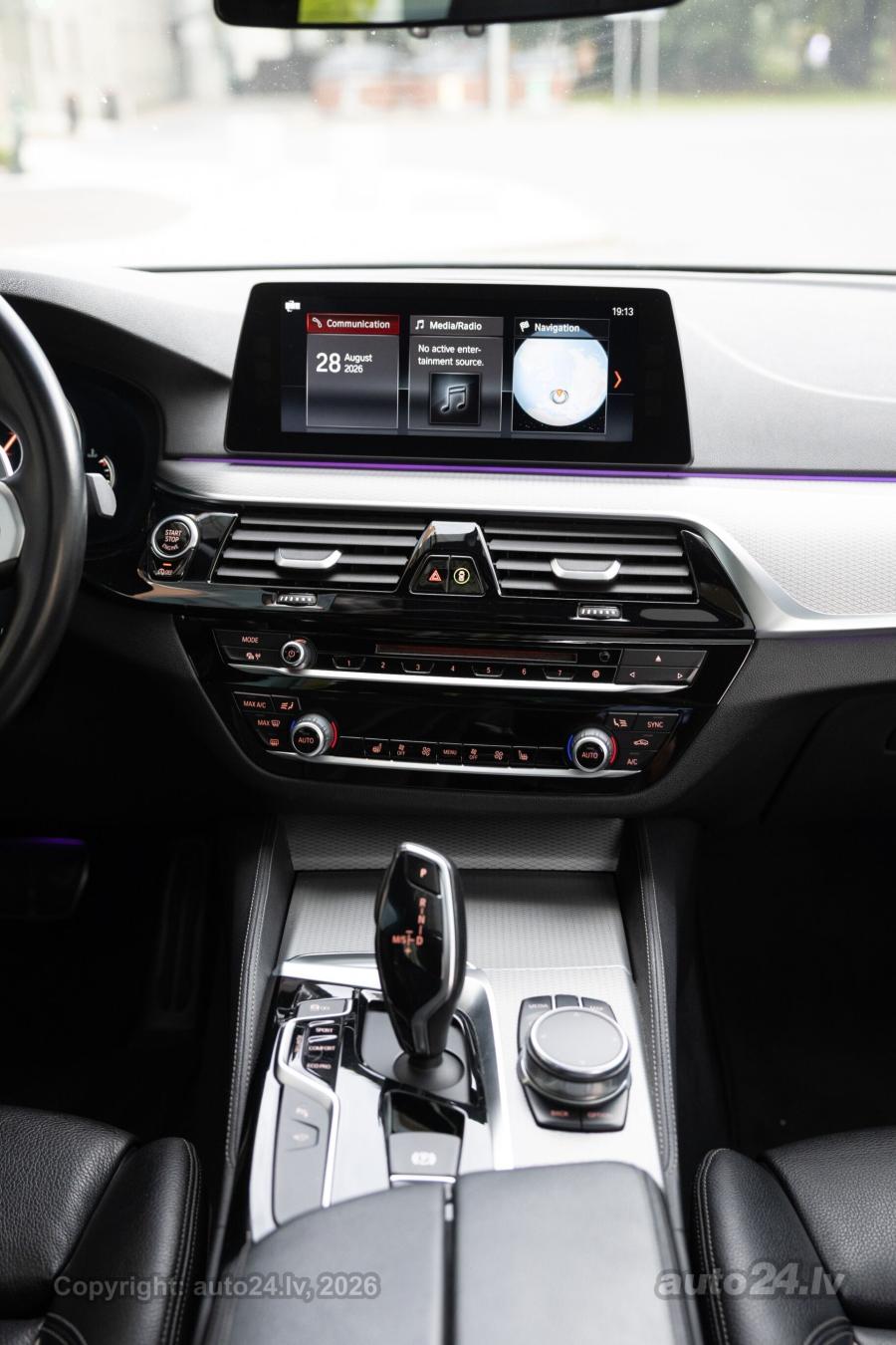 Black BMW 5 Series 2017 in Tallinn, with an engine capacity of 3.00 L and mileage of 195 thousand km for 27900 €, photo 14 on AUTOMOTO.COM.LV