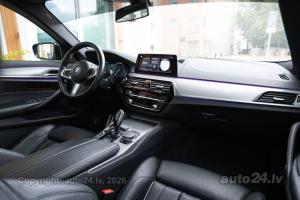Black BMW 5 Series 2017 in Tallinn, with an engine capacity of 3.00 L and mileage of 195 thousand km for 27900 €, photo 19 on AUTOMOTO.COM.LV