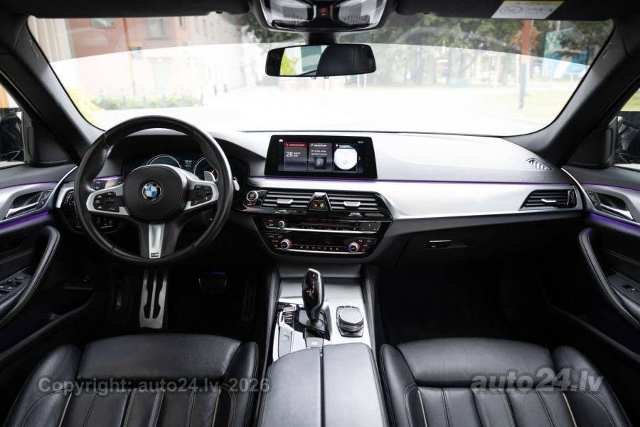 Black BMW 5 Series 2017 in Tallinn, with an engine capacity of 3.00 L and mileage of 195 thousand km for 27900 €, photo 20 on AUTOMOTO.COM.LV
