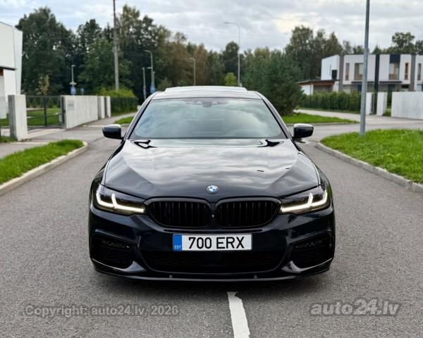 Black BMW 5 Series 2017 in Tartu, with an engine capacity of 2.00 L and mileage of 225 thousand km for 25990 €, photo 3 on AUTOMOTO.COM.LV