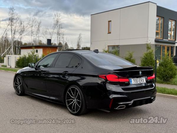 Black BMW 5 Series 2017 in Tartu, with an engine capacity of 2.00 L and mileage of 225 thousand km for 25990 €, photo 7 on AUTOMOTO.COM.LV