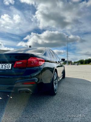 Black BMW 5 Series 2018 in Tallinn, with an engine capacity of 2.00 L and mileage of 85 thousand km for 26800 €, photo 7 on AUTOMOTO.COM.LV