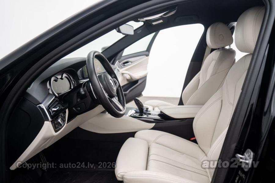 Melns BMW 5 Series 2018 Tallina, ar dzinēja tilpumu 3.00 L un nobraukumu 145 tūkst. km par 26899 €, foto 8 vietnē AUTOMOTO.COM.LV