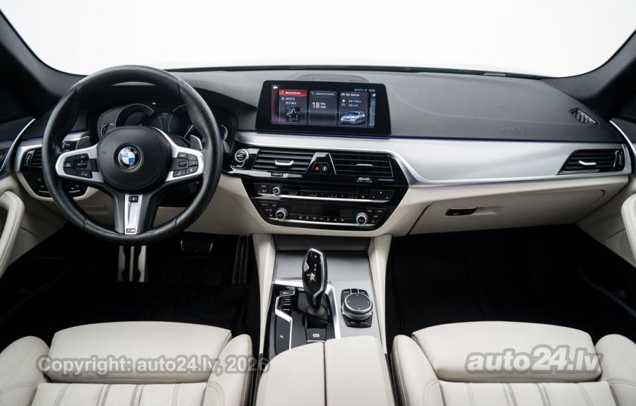 Melns BMW 5 Series 2018 Tallina, ar dzinēja tilpumu 3.00 L un nobraukumu 145 tūkst. km par 26899 €, foto 13 vietnē AUTOMOTO.COM.LV
