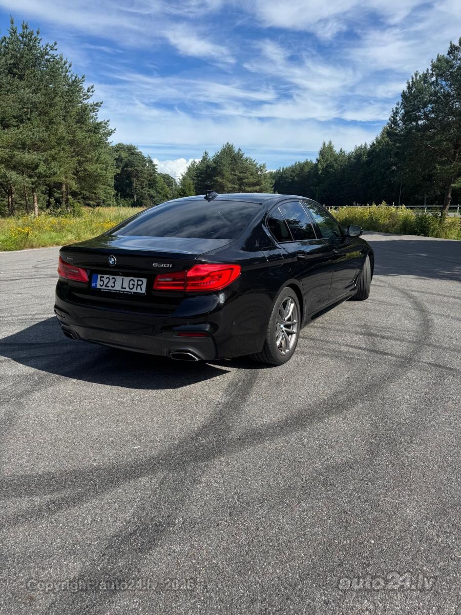 Melns BMW 5 Series 2018 Tallina, ar dzinēja tilpumu 2.00 L un nobraukumu 122 tūkst. km par 31000 €, foto 4 vietnē AUTOMOTO.COM.LV