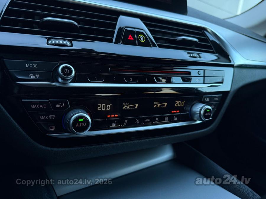 Black BMW 5 Series 2018 in Tallinn, with an engine capacity of 2.00 L and mileage of 208 thousand km for 14490 €, photo 16 on AUTOMOTO.COM.LV
