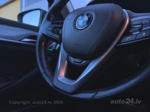 Black BMW 5 Series 2018 in Tallinn, with an engine capacity of 2.00 L and mileage of 208 thousand km for 14490 €, photo 20 on AUTOMOTO.COM.LV