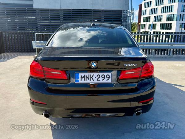 BMW 5 Series 2018 Tallina vietnē Melns BMW 5 Series 2018 Tallina, ar dzinēja tilpumu 2.00 L un nobraukumu 211 tūkst. km par 14990 €, foto 9 vietnē AUTOMOTO.COM.LV