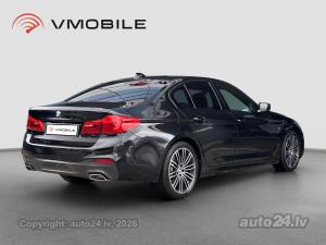 Black BMW 5 Series 2018 in Riga, with an engine capacity of 3.00 L and mileage of 135 thousand km for 32990 €, photo 3 on AUTOMOTO.COM.LV