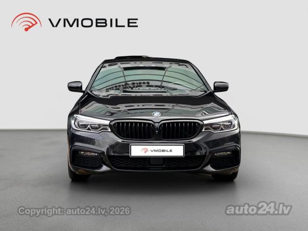 Black BMW 5 Series 2018 in Riga, with an engine capacity of 3.00 L and mileage of 135 thousand km for 32990 €, photo 4 on AUTOMOTO.COM.LV