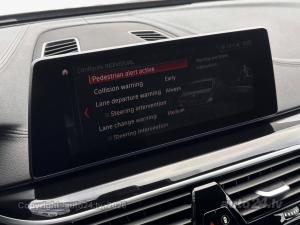 Black BMW 5 Series 2018 in Riga, with an engine capacity of 3.00 L and mileage of 135 thousand km for 32990 €, photo 11 on AUTOMOTO.COM.LV