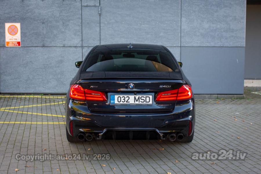 Melns BMW 5 Series 2018 Pērnava, ar dzinēja tilpumu 3.00 L un nobraukumu 99 tūkst. km par 34990 €, foto 7 vietnē AUTOMOTO.COM.LV