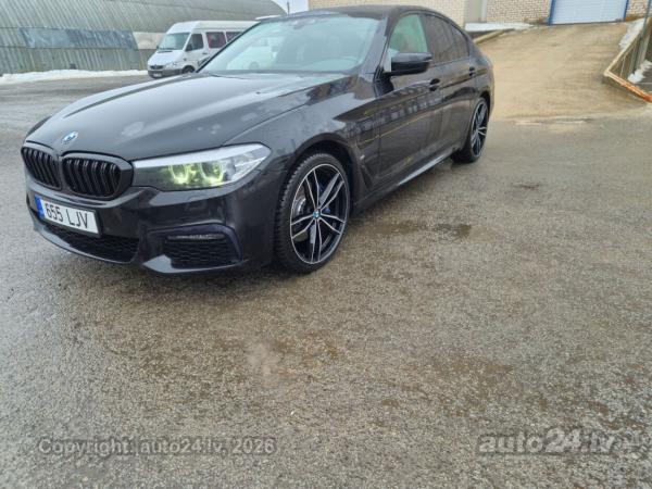 Melns BMW 5 Series 2019 Tallina, ar dzinēja tilpumu 2.00 L un nobraukumu 156 tūkst. km par 25650 €, foto 2 vietnē AUTOMOTO.COM.LV