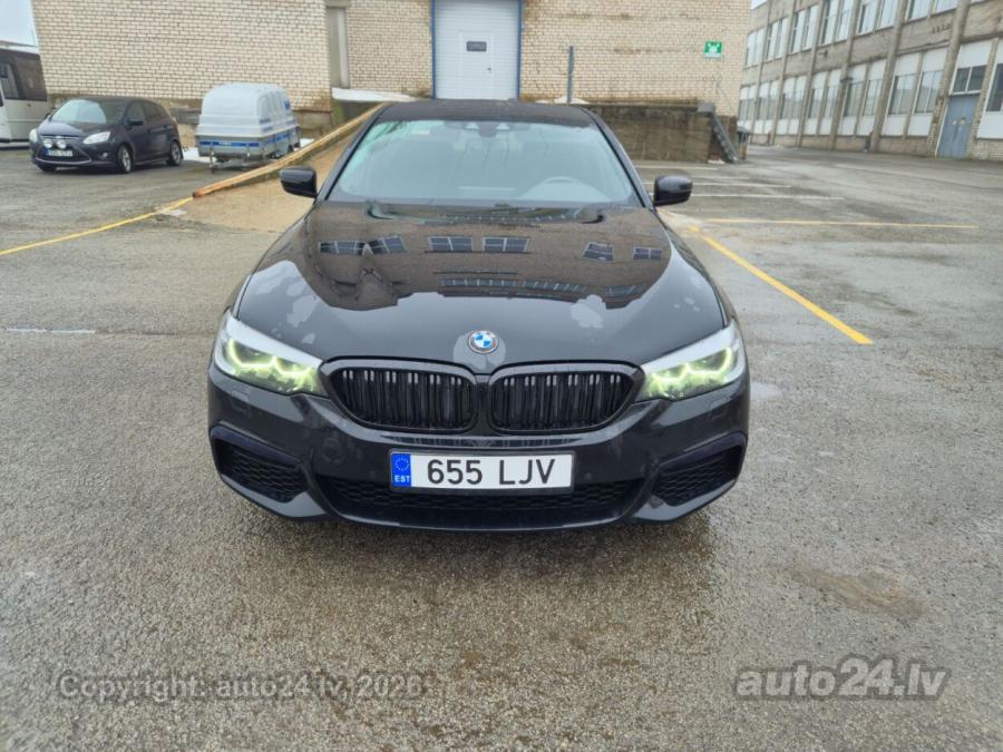 Black BMW 5 Series 2019 in Tallinn, with an engine capacity of 2.00 L and mileage of 156 thousand km for 25650 €, photo 3 on AUTOMOTO.COM.LV