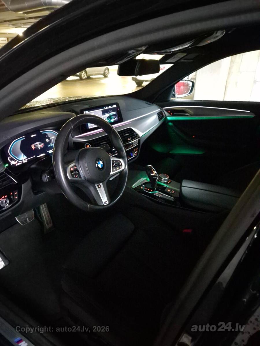 Black BMW 5 Series 2019 in Tallinn, with an engine capacity of 2.00 L and mileage of 156 thousand km for 25650 €, photo 18 on AUTOMOTO.COM.LV