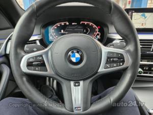 Black BMW 5 Series 2019 in Tallinn, with an engine capacity of 2.00 L and mileage of 156 thousand km for 25650 €, photo 23 on AUTOMOTO.COM.LV
