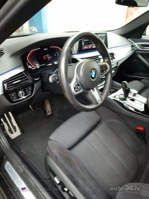 Black BMW 5 Series 2019 in Tallinn, with an engine capacity of 2.00 L and mileage of 156 thousand km for 25650 €, photo 25 on AUTOMOTO.COM.LV