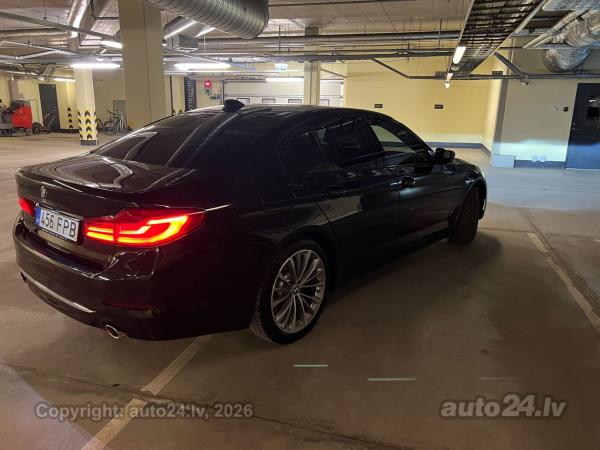 Black BMW 5 Series 2019 in Tallinn, with an engine capacity of 3.00 L and mileage of 92 thousand km for 42000 €, photo 7 on AUTOMOTO.COM.LV