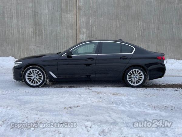 Black BMW 5 Series 2020 in Tallinn, with an engine capacity of 2.00 L and mileage of 162 thousand km for 29500 €, photo 3 on AUTOMOTO.COM.LV