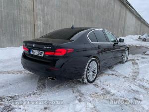 Black BMW 5 Series 2020 in Tallinn, with an engine capacity of 2.00 L and mileage of 162 thousand km for 29500 €, photo 5 on AUTOMOTO.COM.LV