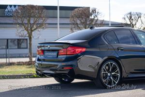 Melns BMW 5 Series 2020 Tartu, ar dzinēja tilpumu 3.00 L un nobraukumu 176 tūkst. km par 29900 €, foto 10 vietnē AUTOMOTO.COM.LV