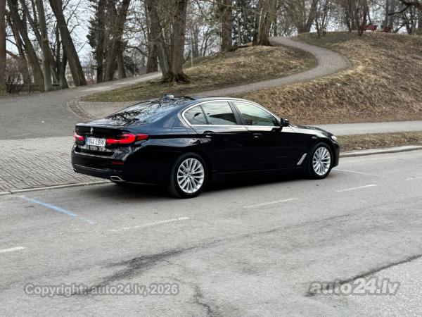 Black BMW 5 Series 2020 in Tallinn, with an engine capacity of 2.00 L and mileage of 165 thousand km for 26900 €, photo 3 on AUTOMOTO.COM.LV