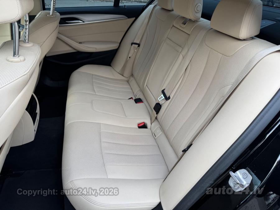 Melns BMW 5 Series 2020 Tallina, ar dzinēja tilpumu 2.00 L un nobraukumu 165 tūkst. km par 26900 €, foto 9 vietnē AUTOMOTO.COM.LV