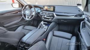 Melns BMW 5 Series 2020 Tallina, ar dzinēja tilpumu 2.00 L un nobraukumu 196 tūkst. km par 21900 €, foto 15 vietnē AUTOMOTO.COM.LV