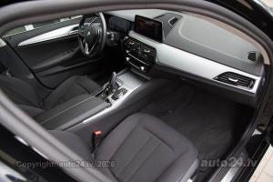 Melns BMW 5 Series 2020 Tallina, ar dzinēja tilpumu 2.00 L un nobraukumu 71 tūkst. km par 22990 €, foto 22 vietnē AUTOMOTO.COM.LV