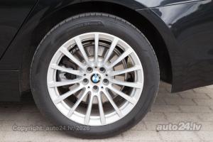 Melns BMW 5 Series 2020 Tallina, ar dzinēja tilpumu 2.00 L un nobraukumu 71 tūkst. km par 22990 €, foto 26 vietnē AUTOMOTO.COM.LV