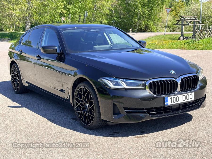 Melns BMW 5 Series 2020 Tallina, ar dzinēja tilpumu 2.00 L un nobraukumu 64 tūkst. km par 35600 €, foto 3 vietnē AUTOMOTO.COM.LV