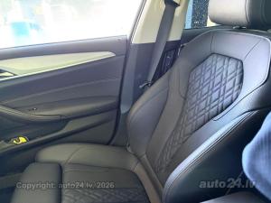 Melns BMW 5 Series 2020 Tallina, ar dzinēja tilpumu 2.00 L un nobraukumu 64 tūkst. km par 35600 €, foto 6 vietnē AUTOMOTO.COM.LV
