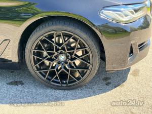 Melns BMW 5 Series 2020 Tallina, ar dzinēja tilpumu 2.00 L un nobraukumu 64 tūkst. km par 35600 €, foto 12 vietnē AUTOMOTO.COM.LV