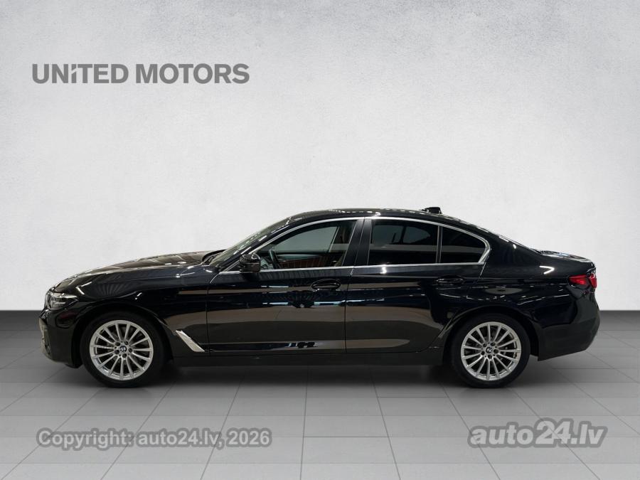 Melns BMW 5 Series 2020 Tallina, ar dzinēja tilpumu 2.00 L un nobraukumu 104 tūkst. km par 29900 €, foto 4 vietnē AUTOMOTO.COM.LV