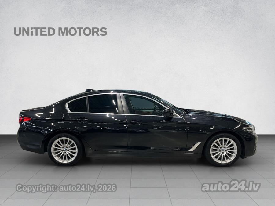 Melns BMW 5 Series 2020 Tallina, ar dzinēja tilpumu 2.00 L un nobraukumu 104 tūkst. km par 29900 €, foto 8 vietnē AUTOMOTO.COM.LV