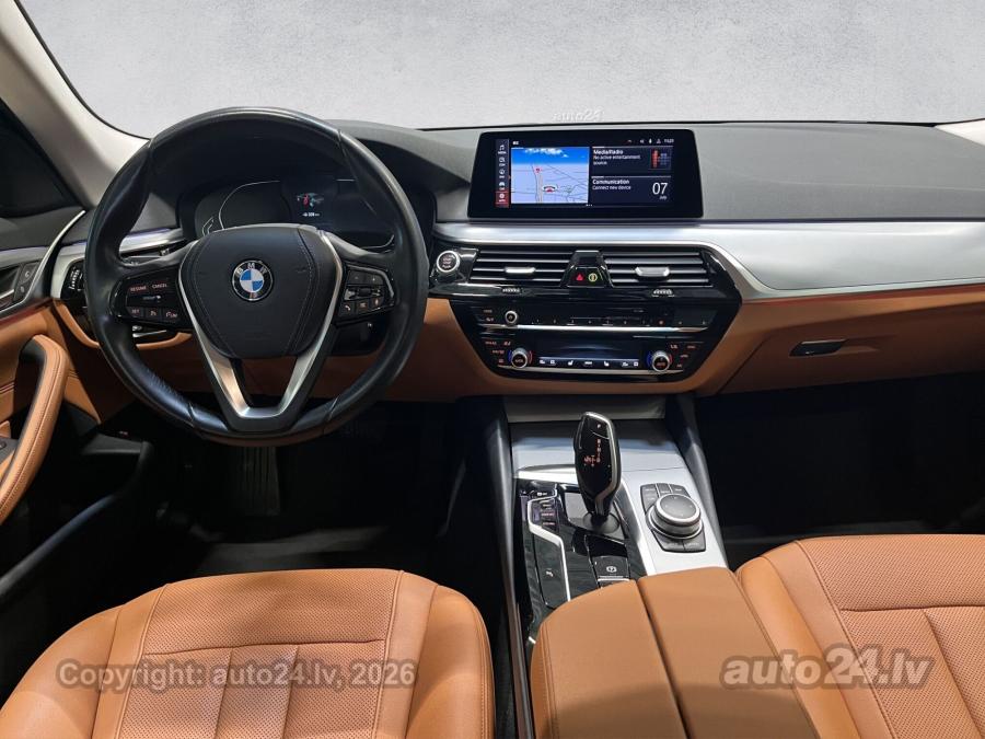 Melns BMW 5 Series 2020 Tallina, ar dzinēja tilpumu 2.00 L un nobraukumu 104 tūkst. km par 29900 €, foto 11 vietnē AUTOMOTO.COM.LV