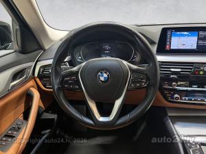 Melns BMW 5 Series 2020 Tallina, ar dzinēja tilpumu 2.00 L un nobraukumu 104 tūkst. km par 29900 €, foto 12 vietnē AUTOMOTO.COM.LV