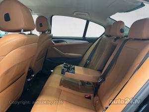 Melns BMW 5 Series 2020 Tallina, ar dzinēja tilpumu 2.00 L un nobraukumu 104 tūkst. km par 29900 €, foto 14 vietnē AUTOMOTO.COM.LV