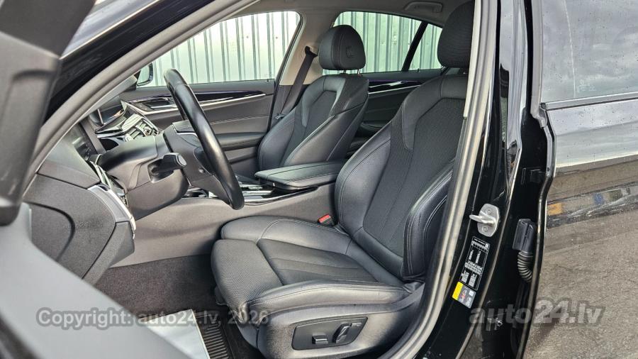 Melns BMW 5 Series 2020 Tallina, ar dzinēja tilpumu 2.00 L un nobraukumu 198 tūkst. km par 19490 €, foto 10 vietnē AUTOMOTO.COM.LV