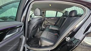 Melns BMW 5 Series 2020 Tallina, ar dzinēja tilpumu 2.00 L un nobraukumu 198 tūkst. km par 19490 €, foto 19 vietnē AUTOMOTO.COM.LV