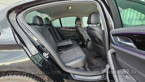 Melns BMW 5 Series 2020 Tallina, ar dzinēja tilpumu 2.00 L un nobraukumu 198 tūkst. km par 19490 €, foto 20 vietnē AUTOMOTO.COM.LV