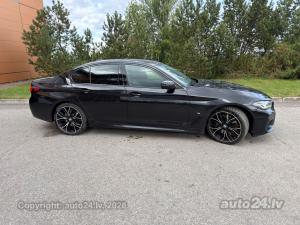 Black BMW 5 Series 2021 in Tallinn, with an engine capacity of 3.00 L and mileage of 116 thousand km for 39900 €, photo 4 on AUTOMOTO.COM.LV