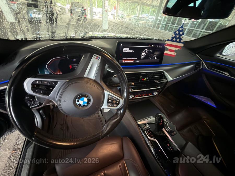 Black BMW 5 Series 2021 in Tallinn, with an engine capacity of 3.00 L and mileage of 116 thousand km for 39900 €, photo 7 on AUTOMOTO.COM.LV