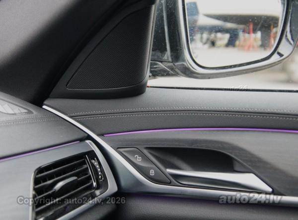 Melns BMW 5 Series 2021 Tallina, ar dzinēja tilpumu 2.00 L un nobraukumu 153 tūkst. km par 28900 €, foto 7 vietnē AUTOMOTO.COM.LV